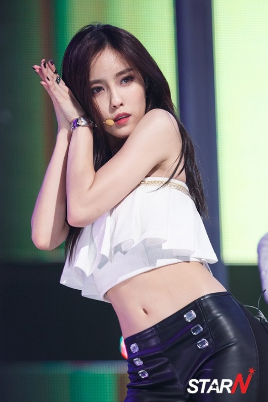 포토 티아라 효민 아련한 표정연기 파이낸셜뉴스
