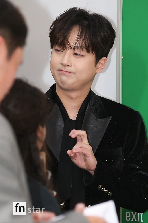 포토 이찬원 장난끼 발동 헉스
