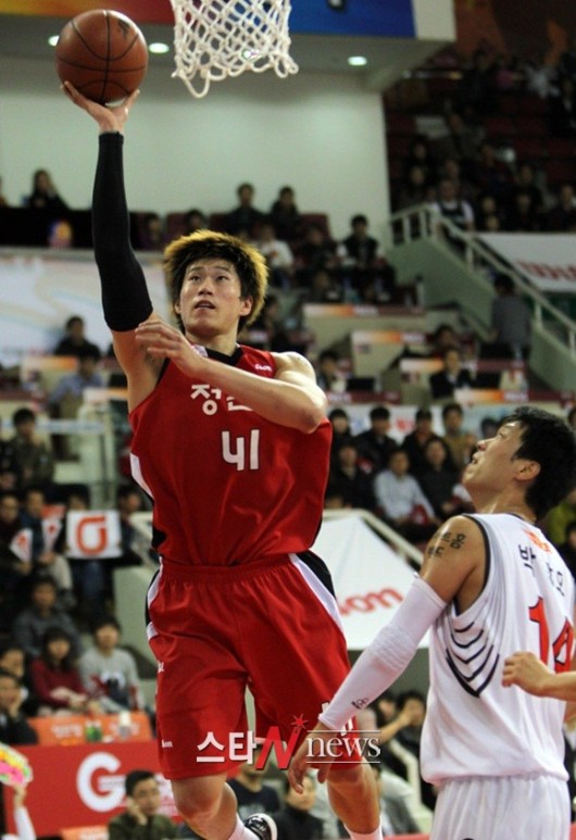 '오세근 21점' KGC, KT에 89-66 대승..6연승 - 파이낸셜뉴스