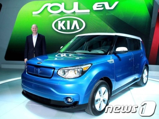 1회 충전 148km주행 ‘쏘울EV’ 시카고서 첫공개 - 파이낸셜뉴스