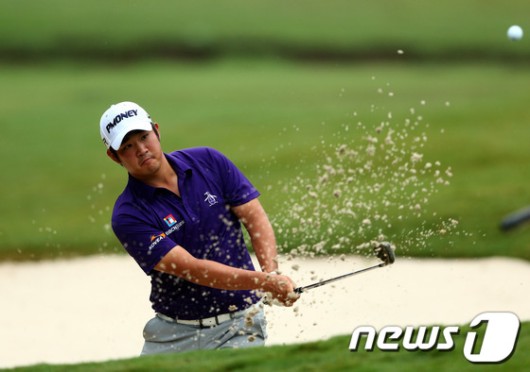 [PGA] 존허, ‘RBC 헤리티지’ 3R 단독 2위…선두와 2타차 - 파이낸셜뉴스