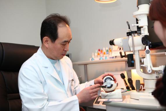 하루에 시술 가능한’아쿠아 ICL’ UBM검사는 필수! - 파이낸셜뉴스