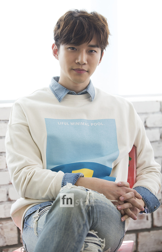 [포토] 2PM 준호, ‘흡입력 높은 눈망울’ - fn스타