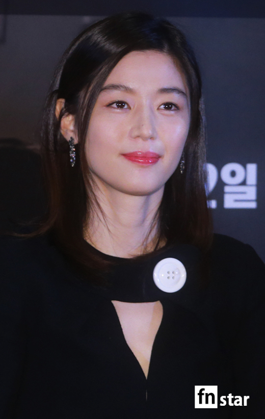 [포토] 전지현 ‘미소가 아름다운 그녀 헉스