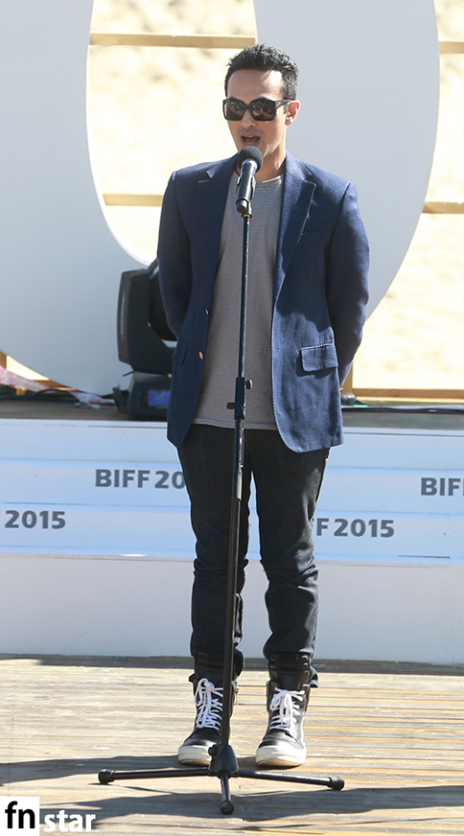 [20th BIFF 포토] 모제즈 싱 감독, ‘부산국제영화제 야외무대’ - fn스타