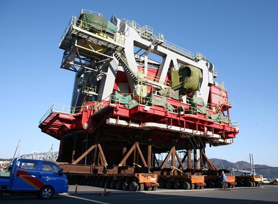 CJ대한통운 '해양유전개발용 크레인' 하역 성공 - 파이낸셜뉴스
