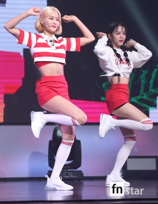 [포토] AOA 유나-지민, ‘오차없이 발맞춰’ - fn스타