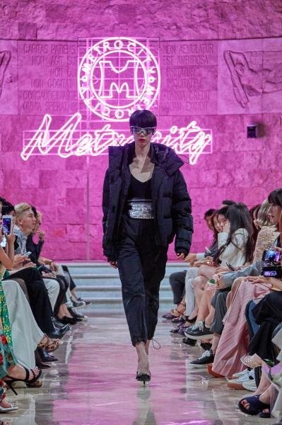 메트로시티 18FW&19SS 패션쇼&파티, 성황리에 마무리 - 파이낸셜뉴스
