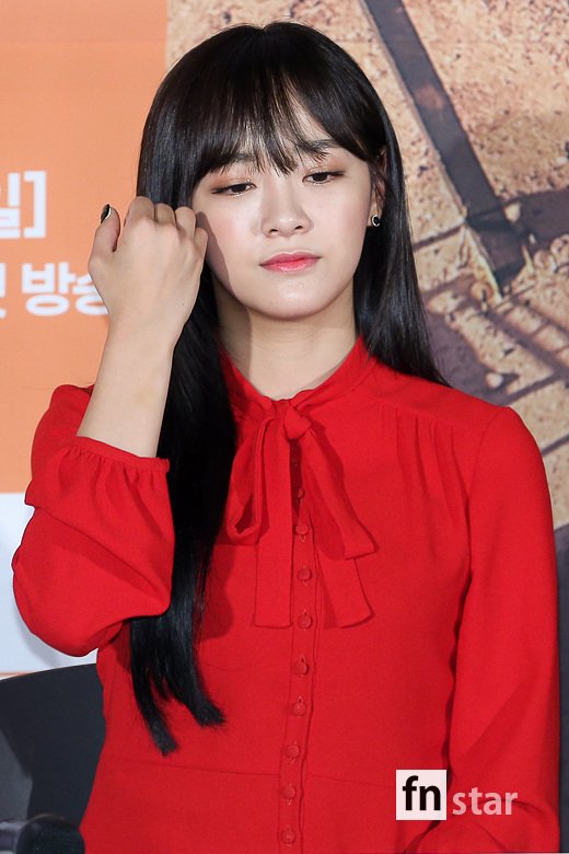 [포토] 김세정 ‘분위기 시크하게 잡고 헉스