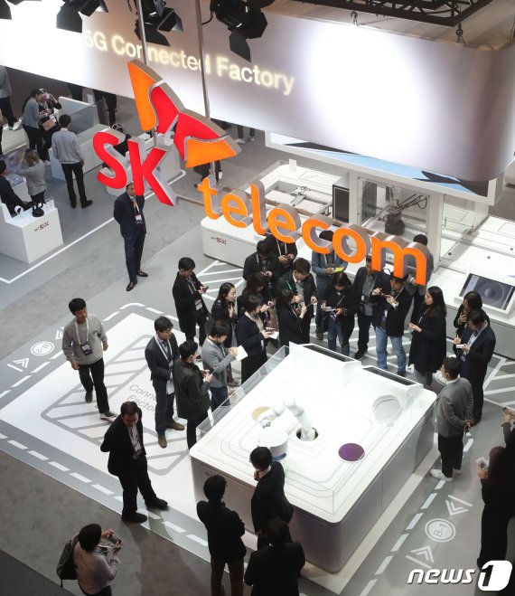 [MWC화보]"호텔방 꽃 장식까지 리얼"…SKT 5G 생생체험 - 파이낸셜뉴스