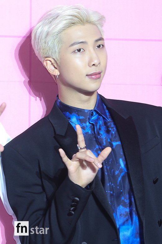 [포토] BTS RM, ‘또렷한 이목구비’ - fn스타