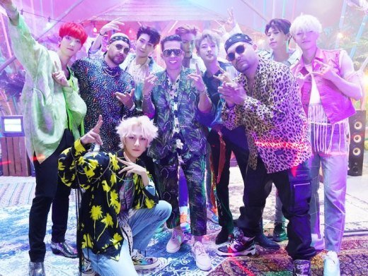 VAV, 플레이 앤 스킬즈&데 라 게토와 고콜리티 MV 촬영 현장 인증 - fn스타