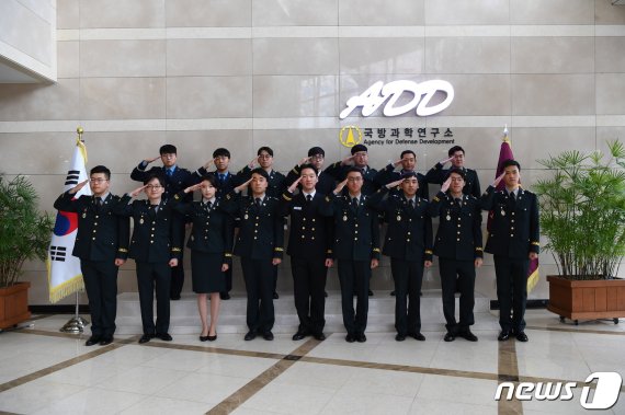 ADD서 군복무하며 국방기술 개발…1기 과학기술전문사관 전역 - 파이낸셜뉴스