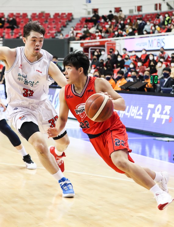 '최준용 31점 폭발' SK, KCC 7연패 빠트리며 2연승(종합) - 파이낸셜뉴스