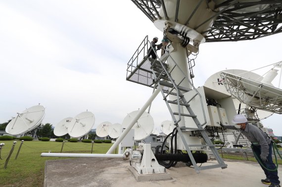 6G 핵심 '위성'…KT SAT, 차세대 통신패권 도전장 - 파이낸셜뉴스