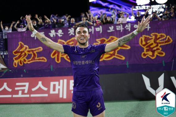 안양 역사상 첫 해트트릭 안드리고, K리그2 33R MVP - 파이낸셜뉴스