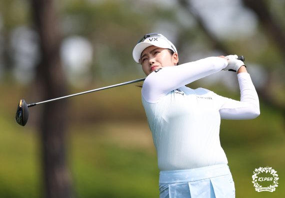 한진선, KLPGA투어 131번째 대회서 첫 승…하이원리조트 오픈 우승 - 파이낸셜뉴스