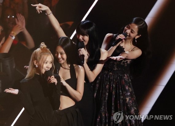 [월드&포토] VMA '2관왕' 블랙핑크 - 파이낸셜뉴스