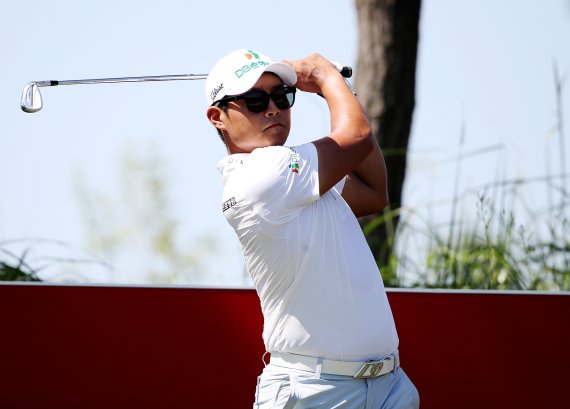 서요섭, KPGA LX챔피언십 1R 선두…2주 연속 우승 도전 - 파이낸셜뉴스