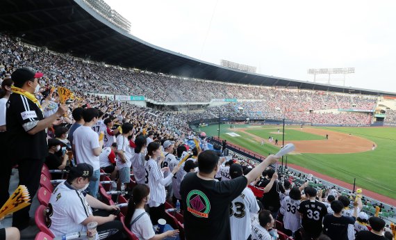 KBO, 2022시즌 잔여경기 일정 발표…10월8일 정규시즌 종료 - 파이낸셜뉴스