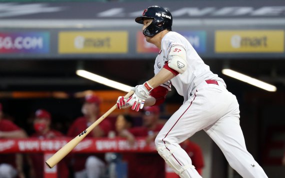 '오태곤 끝내기 홈런' SSG, 두산에 극적인 역전승…LG와 3.5경기 차 - 파이낸셜뉴스