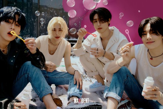 'JYP 새 역사' 스트레이 키즈, 빌보드 1위 예약? "선주문만 224만장" - 파이낸셜뉴스