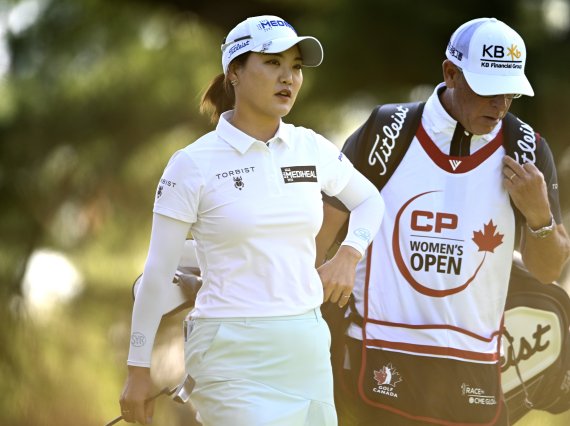 유소연, LPGA VOA 대회 1R 공동 11위…선두와 4타차 - 파이낸셜뉴스