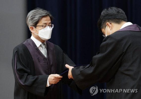 변호사·검사에서 판사로…법조 경력자 135명 법관 임용 - 파이낸셜뉴스