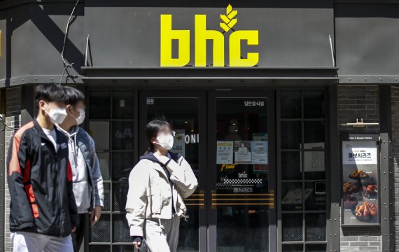 MBK, bhc 높은 영업이익률 국감 지적에 "경영 관여 안해" - 파이낸셜뉴스