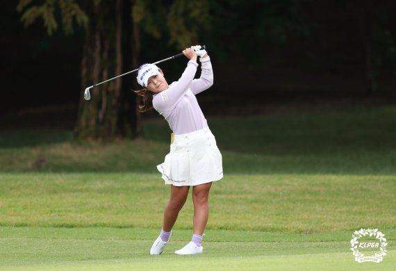 정윤지·송가은·정슬기, '메이저' 하이트진로 챔피언십 첫날 공동선두 - 파이낸셜뉴스