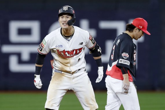 [WC 1차전]KT, KIA 꺾고 준PO행 '키움 나와!'…배정대 MVP(종합) - 파이낸셜뉴스