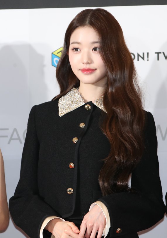 장원영, 2년 연속 'AAA' MC 발탁…다방면 활약 - 파이낸셜뉴스