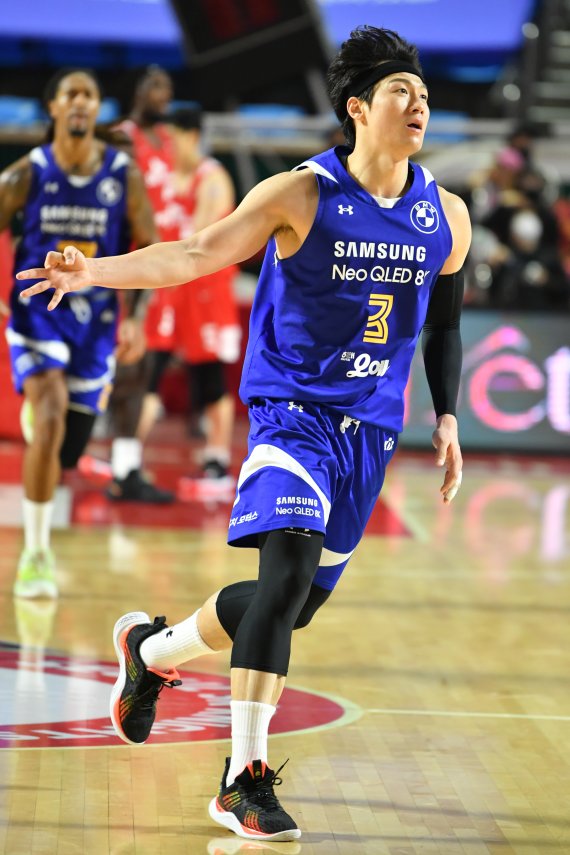 '알바노 26점' DB, 허웅 활약한 KCC 꺾고 4연승 질주(종합) - 파이낸셜뉴스