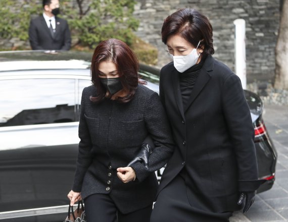 이서현 홍라희 故 손복남 Cj 고문 빈소 조문 [뉴시스pic] 파이낸셜뉴스