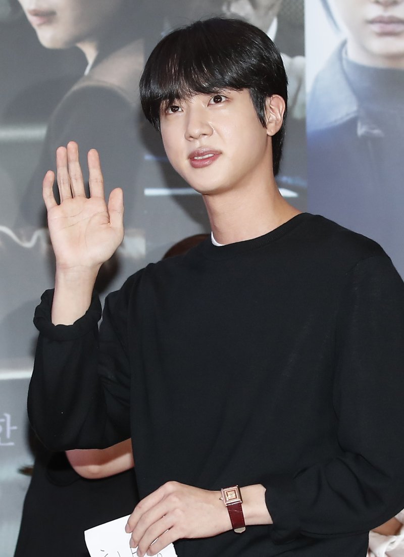 Bts 진 13일 육군 현역 입대…빅히트 뮤직 현장 방문 삼가달라 [공식] 파이낸셜뉴스
