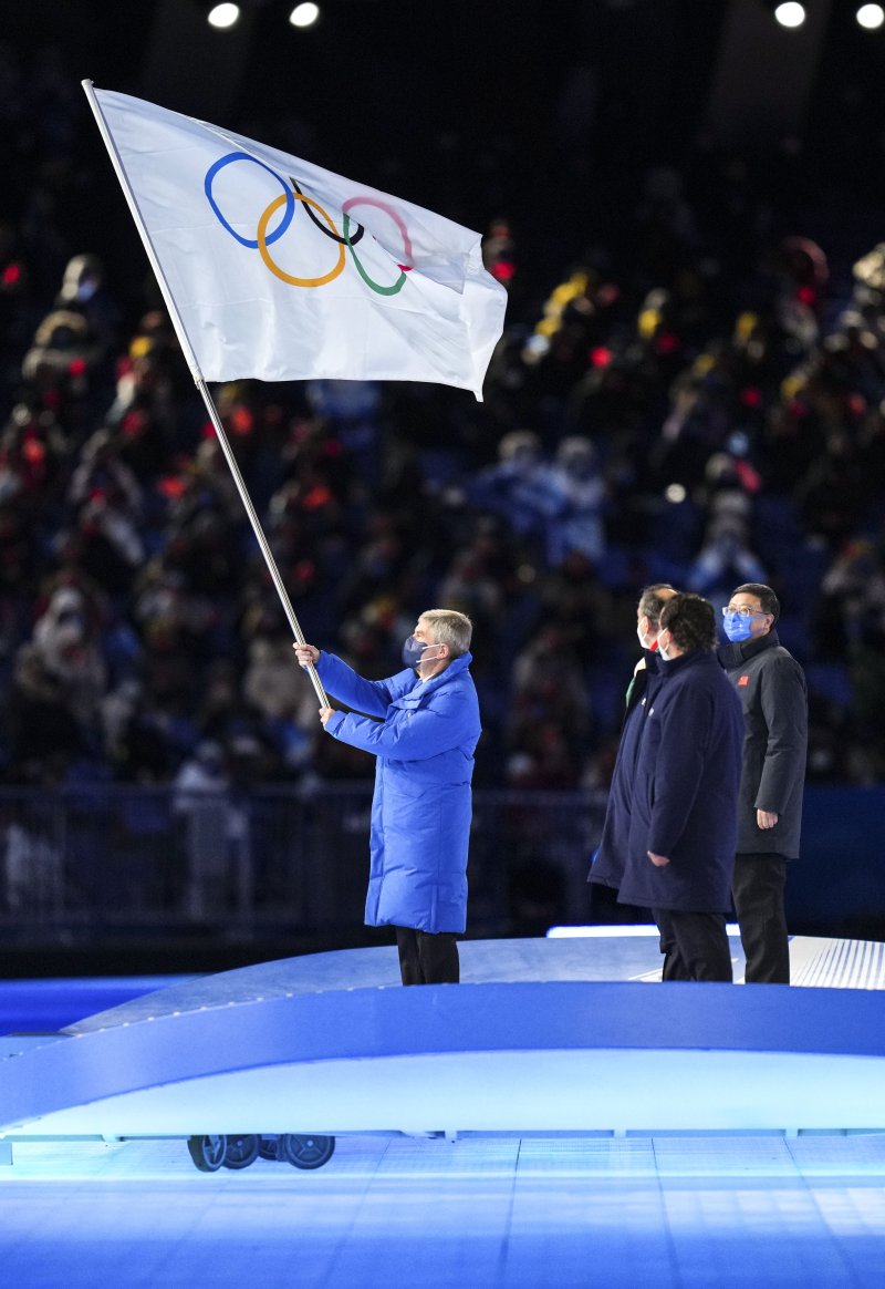 IOC 2030 동계올림픽 개최국 선정 2023년에서 연기 - 파이낸셜뉴스