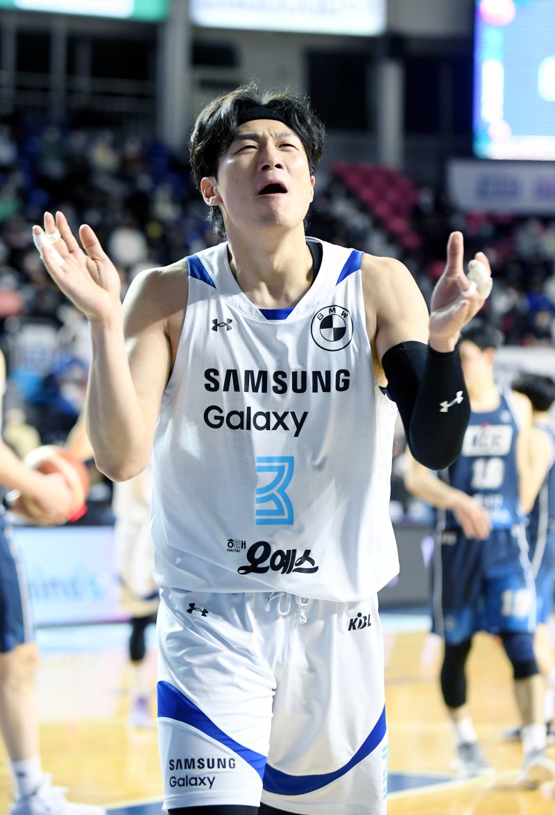 '스펠맨-변준형 43점 합작' KGC, KT 꺾고 2연패 탈출(종합) - 파이낸셜뉴스