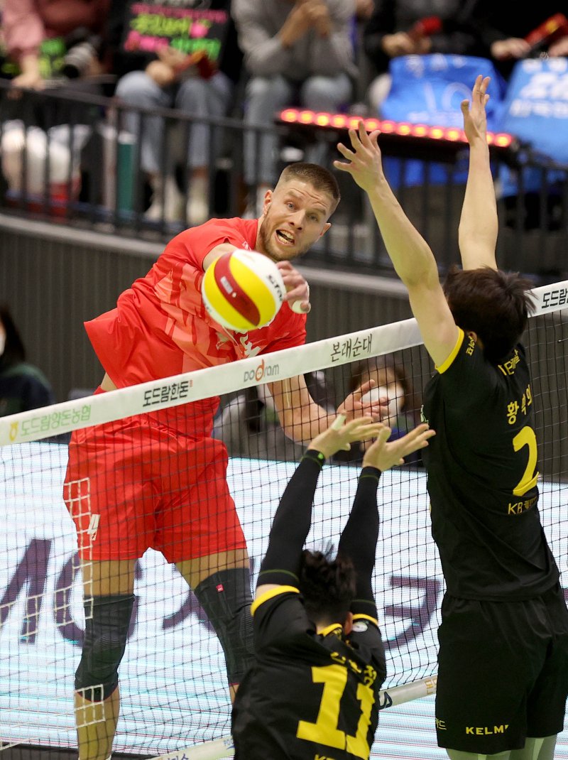 한국전력 타이스· 흥국생명 옐레나, V-리그 4R MVP 선정 - 파이낸셜뉴스