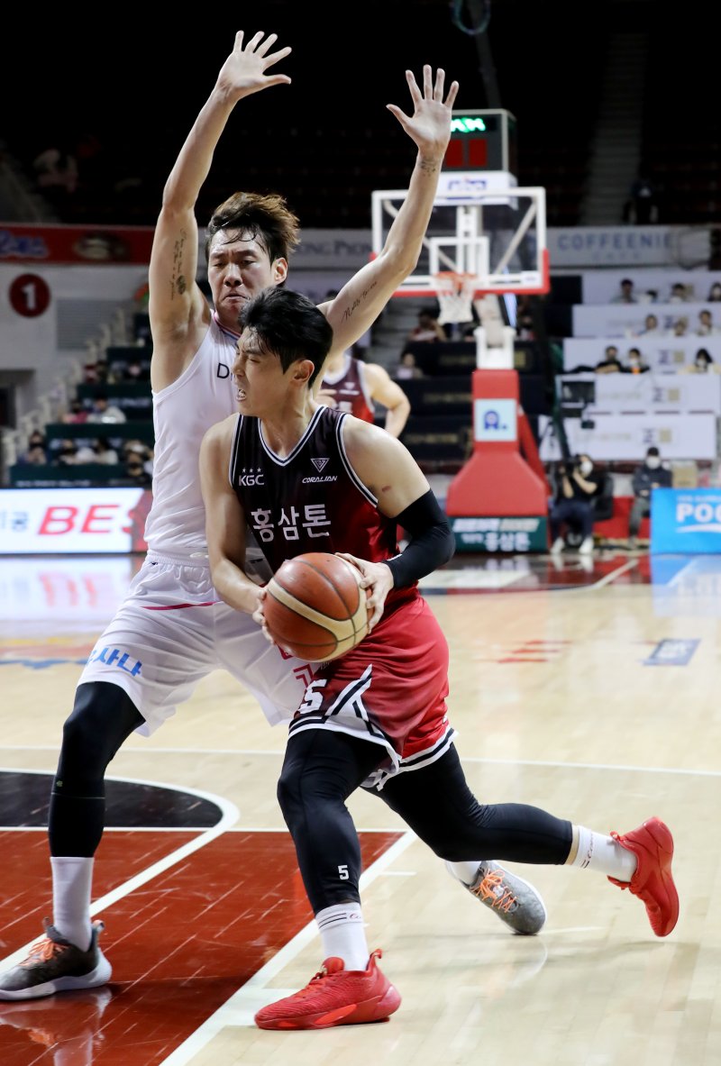 KGC, 연장 접전 끝에 한국가스공사 꺾고 2위 LG와 격차 유지 - 파이낸셜뉴스