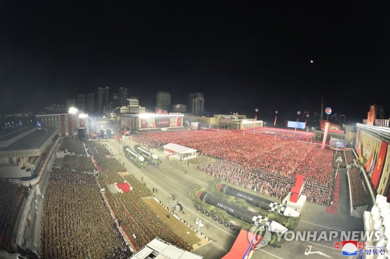 외교부 北열병식에 경제난에도 전시성 대규모 동원 개탄 파이낸셜뉴스