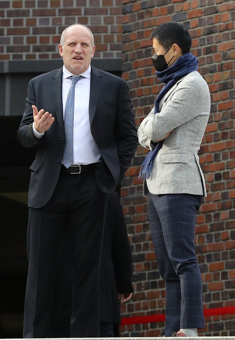 정몽규 HDC 회장 장남 정준선 교수 결혼식, 재계 인사 대거 참여 - 파이낸셜뉴스