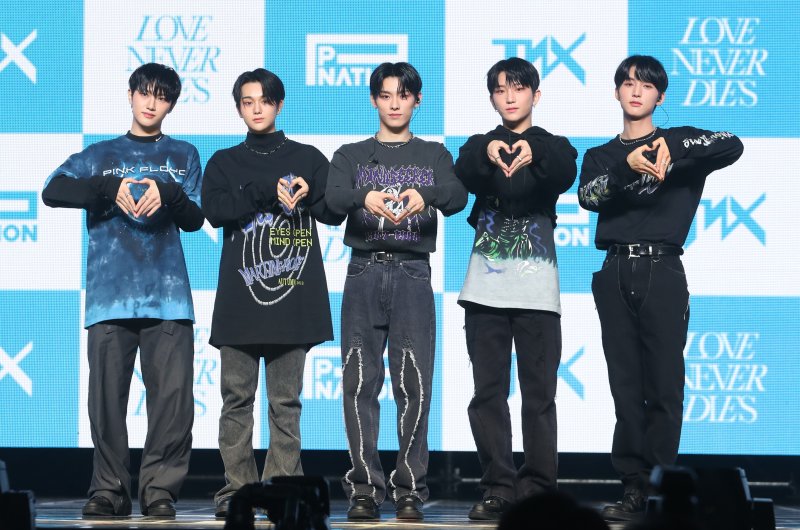 '컴백' TNX "천준혁 함께하지 못해 아쉬워…빠른 회복 위해 노력 중" [N현장] - 파이낸셜뉴스