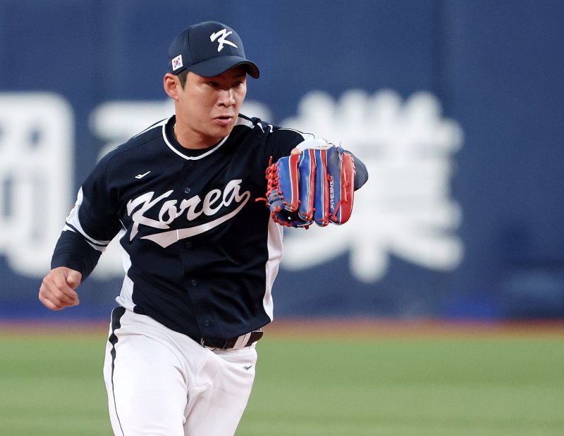 [WBC] SSG 유니폼 입은 '일본인' LG팬…"한일전 어디 응원하죠" - 파이낸셜뉴스