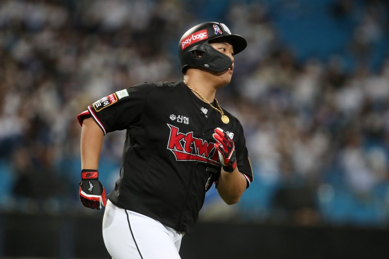 '강백호·알포드 폭발' KT, 2023시즌 개막전서 LG 11-6 제압 - 파이낸셜뉴스