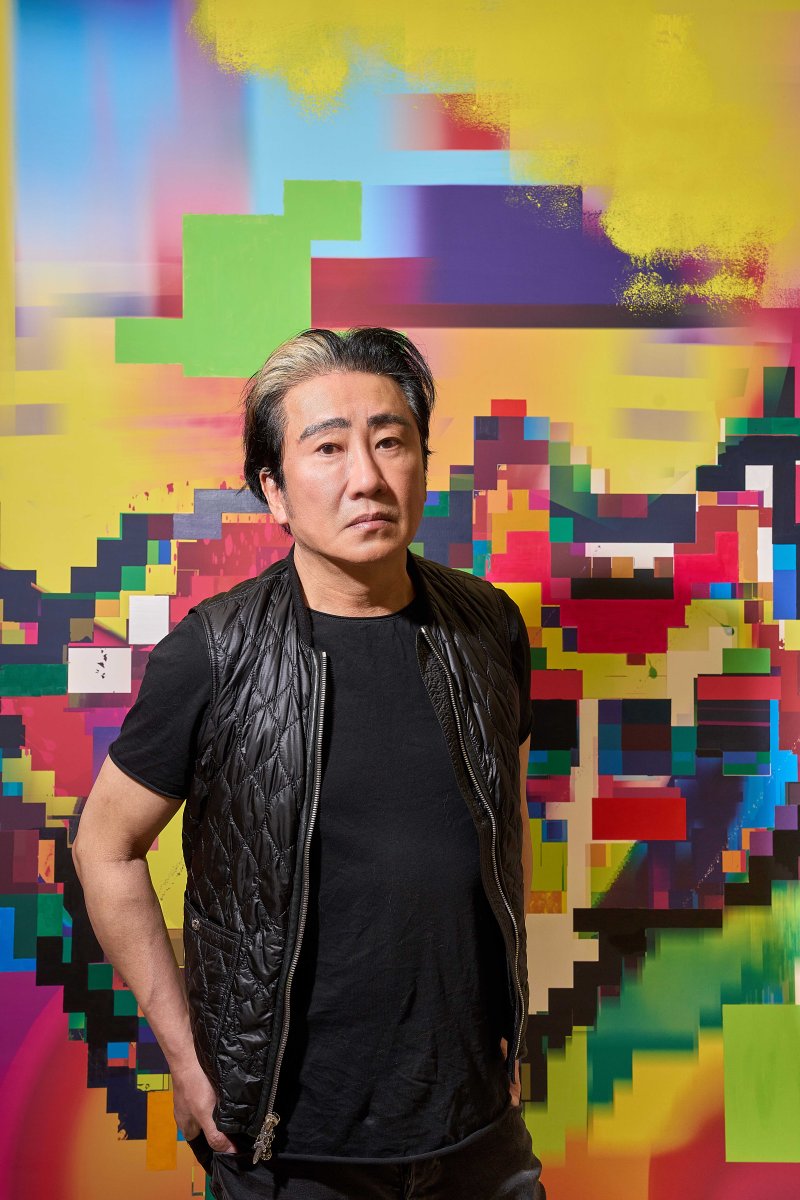코디최, '헬로키티 NFT'신작…24년 전 아들 컴퓨터서 채굴한 그림 진화 - 파이낸셜뉴스