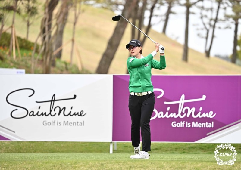 KLPGA 9년차 최은우, '부친 생신날' 211번 출전 만에 첫 우승 - 파이낸셜뉴스