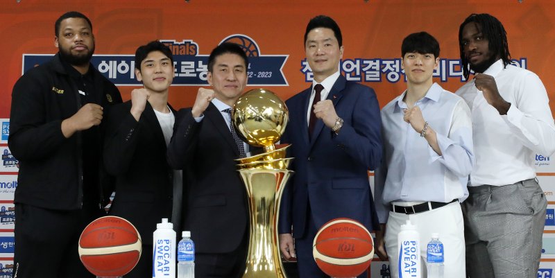 인삼공사 '트리플 크라운' vs SK '연속 시즌 챔피언' - 파이낸셜뉴스