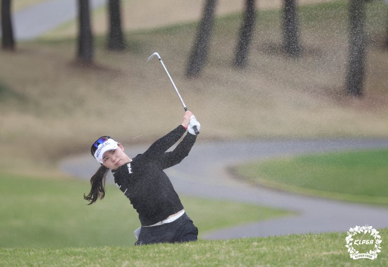 돌아온 작은 거인…이다연, KLPGA 챔피언십서 메이저 3번째 정상(종합) - 파이낸셜뉴스