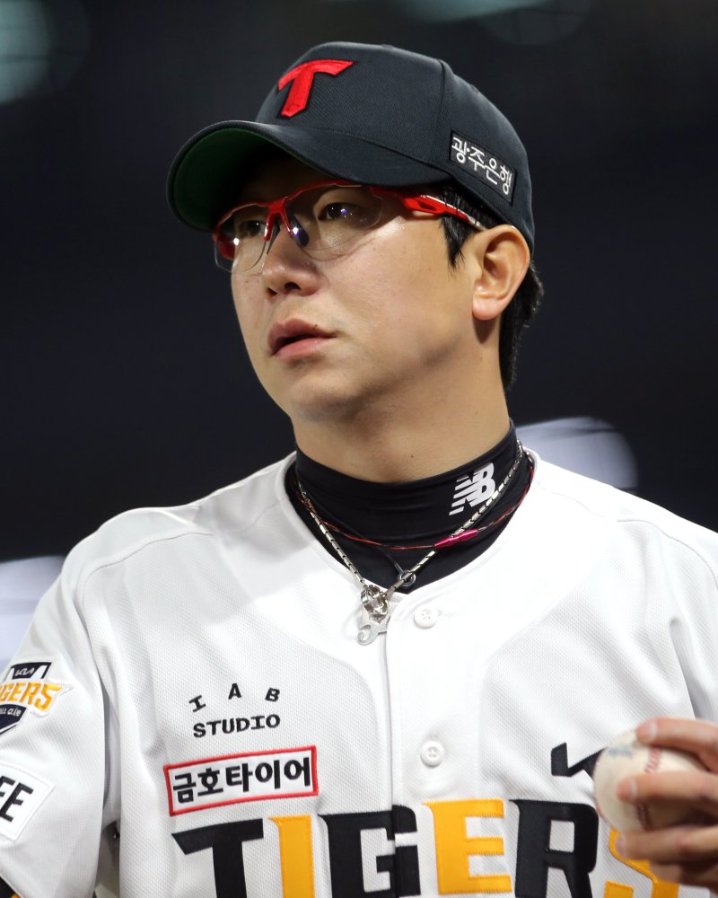 '양현종 8이닝 무실점+변우혁 결승포' KIA, SSG에 3-0 완승 - 파이낸셜뉴스