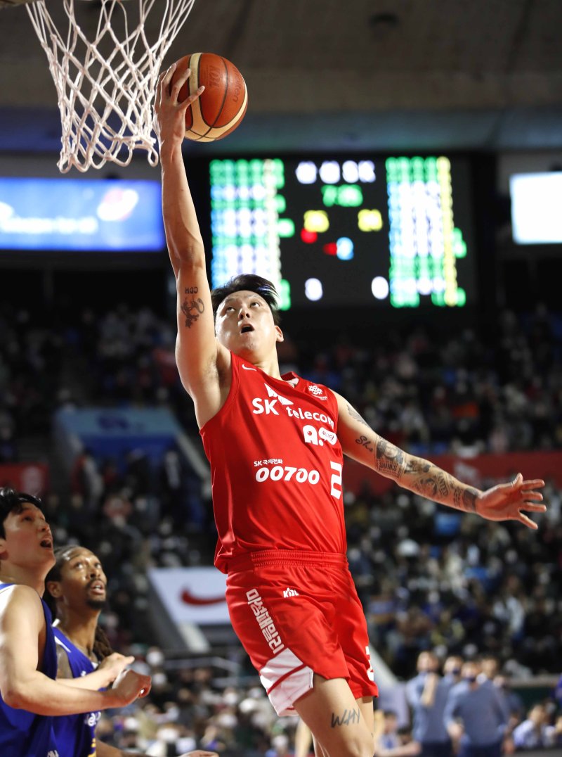 FA 대어 최준용, KCC 유니폼 입는다 - 파이낸셜뉴스